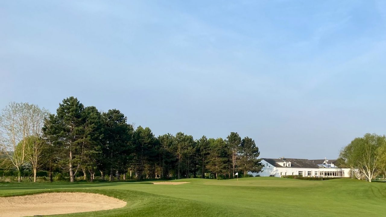 Golf de Lery Poses
